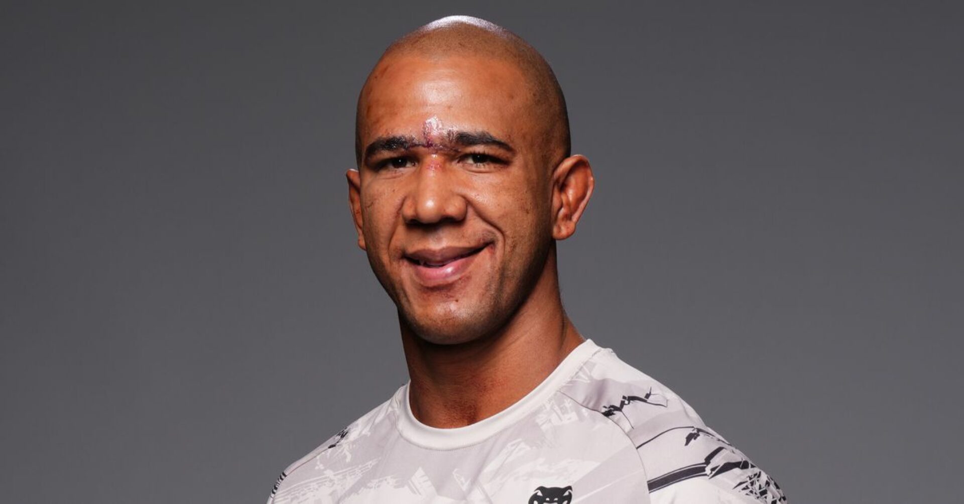 Gregory Robocop conta o que mais o impressionou no camp de Alex Poatan ...